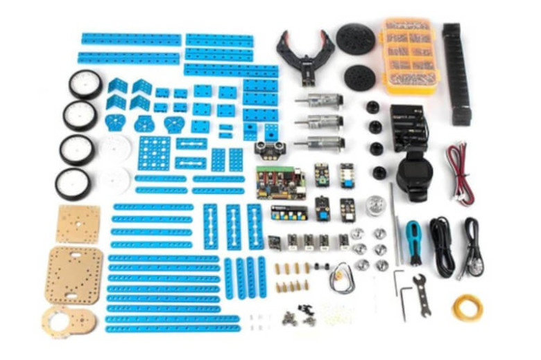 mBot Ultimate (10 in 1) | Tech Maker