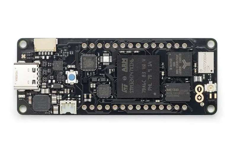 Arduino Portenta H7 Lite Connected | Tech Maker